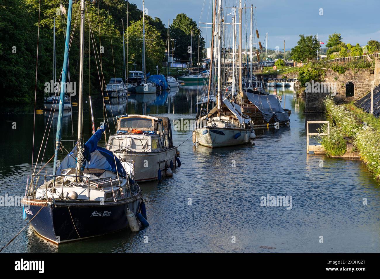 Lydney Harbour moorings. A regeneration project to bring the heritage ...