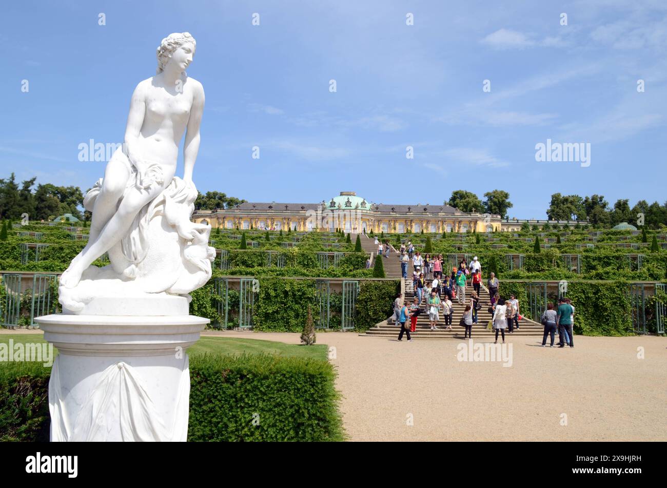 Skulptur im bild hi-res stock photography and images - Alamy