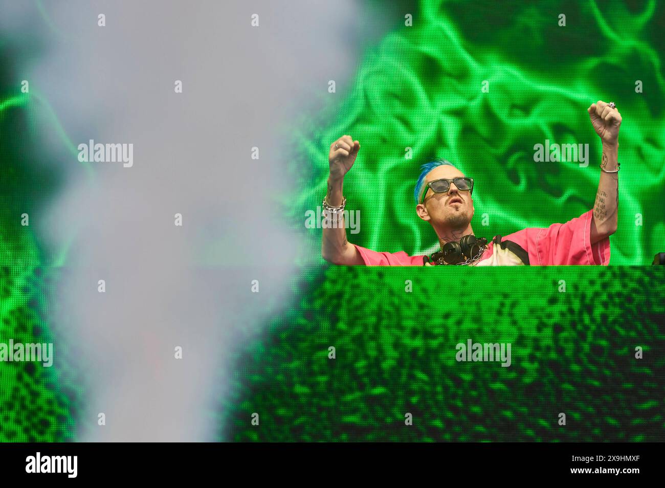 Robin Schulz live bei der N-Joy Starshow 2024 auf der Expo Plaza ...