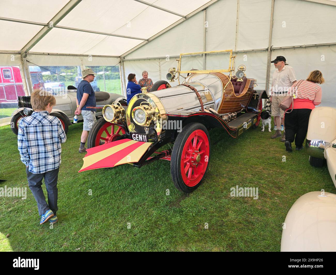A 2016 electric-powered replica of the world-famous 1968 movie car ...