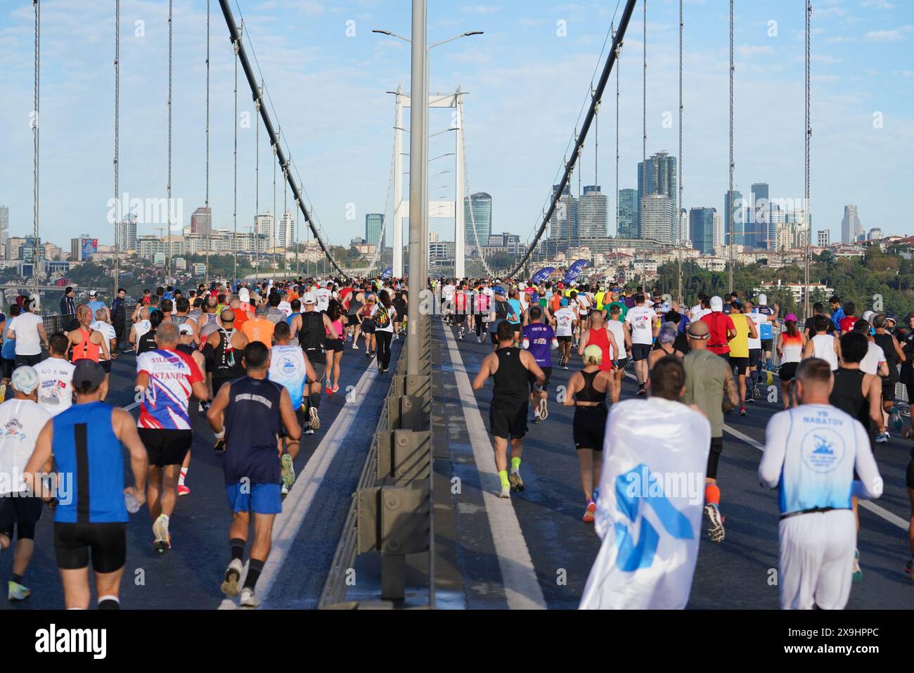 ISTANBUL, TURKIYE - NOVEMBER 05, 2023: Athletes running in 45. Istanbul ...