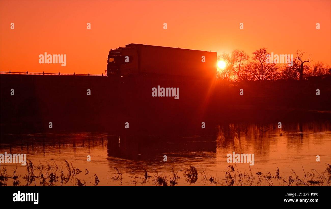 lorry crossing grade II listed bubwith bridge built in 1798 over the ...