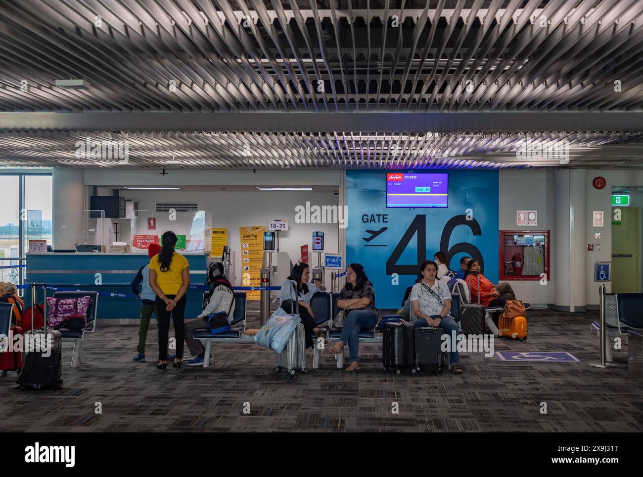 A picture of a boarding gate at Don Mueang International Airport Stock ...