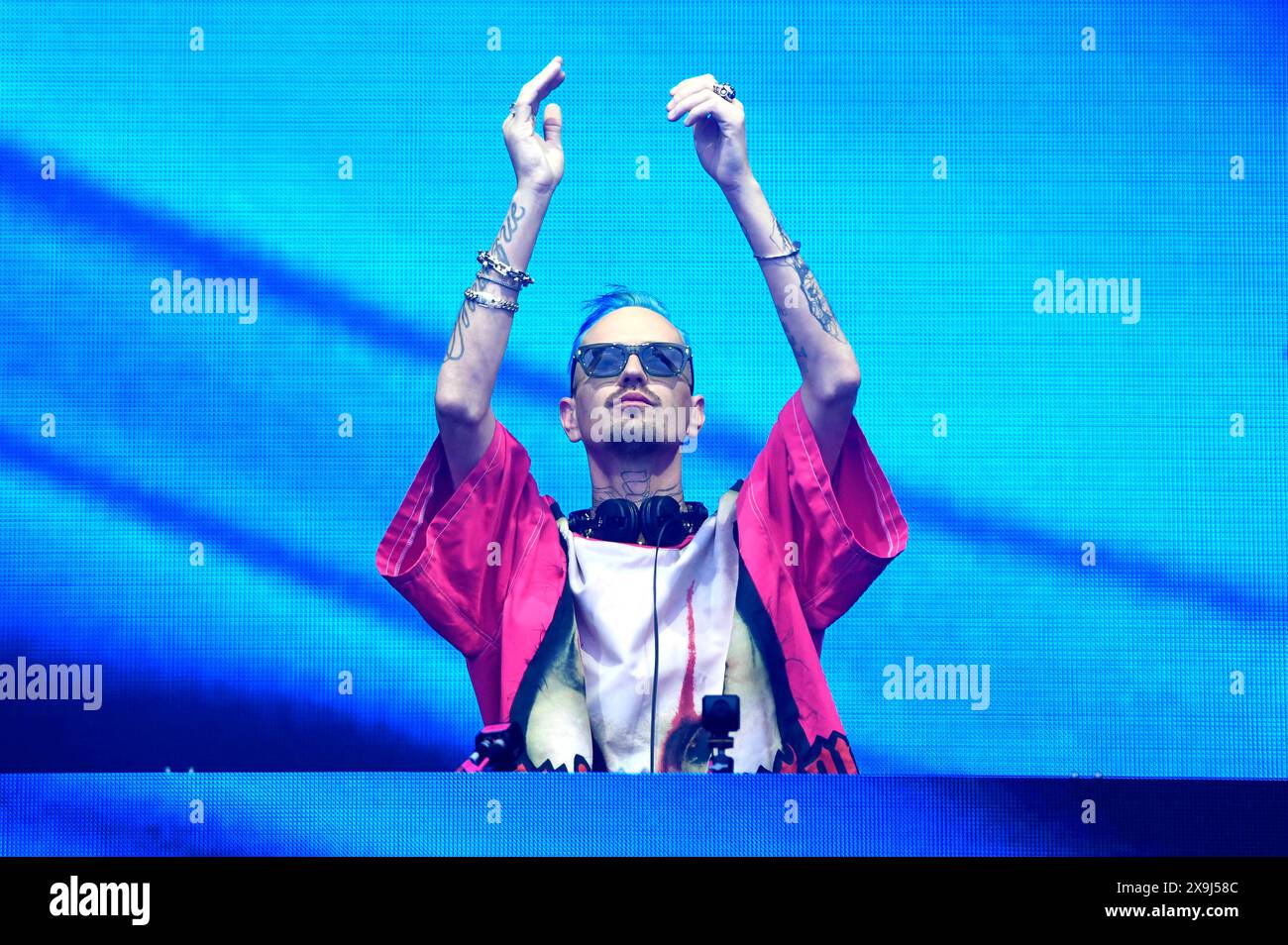 Robin Schulz live bei der N-Joy Starshow 2024 auf der Expo Plaza ...