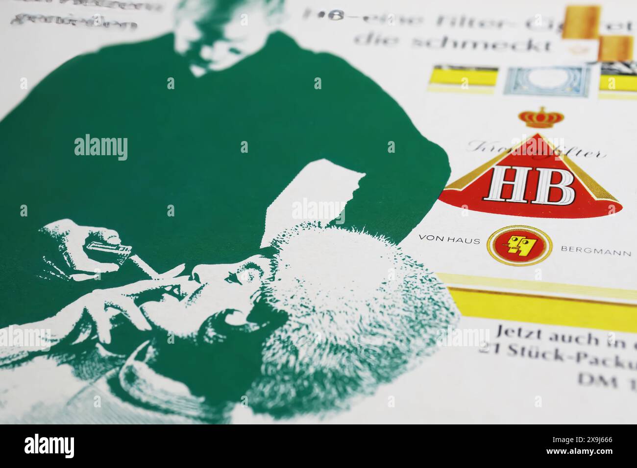 Tobacco advert 60s hi-res stock photography and images - Alamy