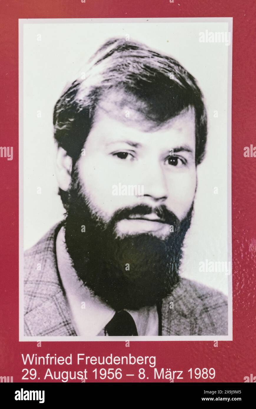 Berliner maueropfer hi-res stock photography and images - Alamy