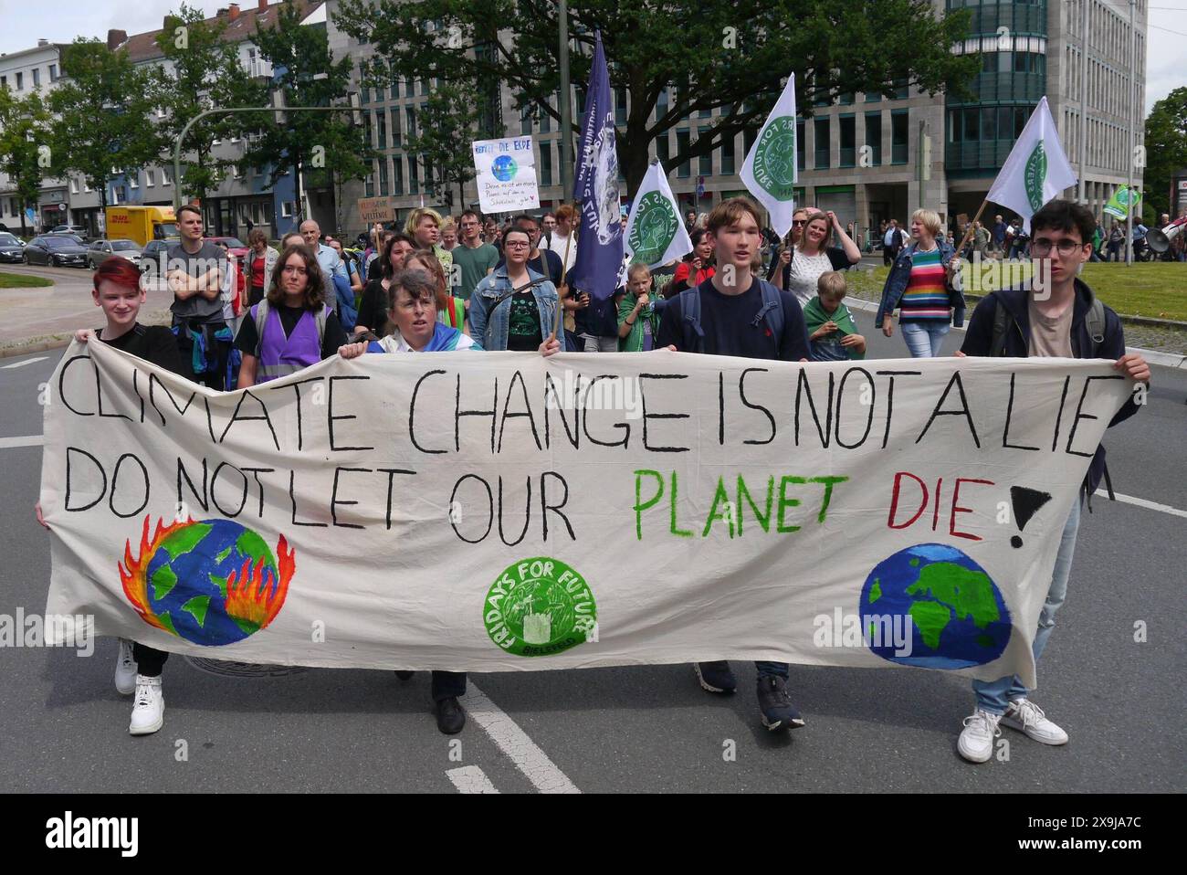 Feature / Symbol: Fridays for Future 05/24 thg Klimastreik am 31. Mai ...