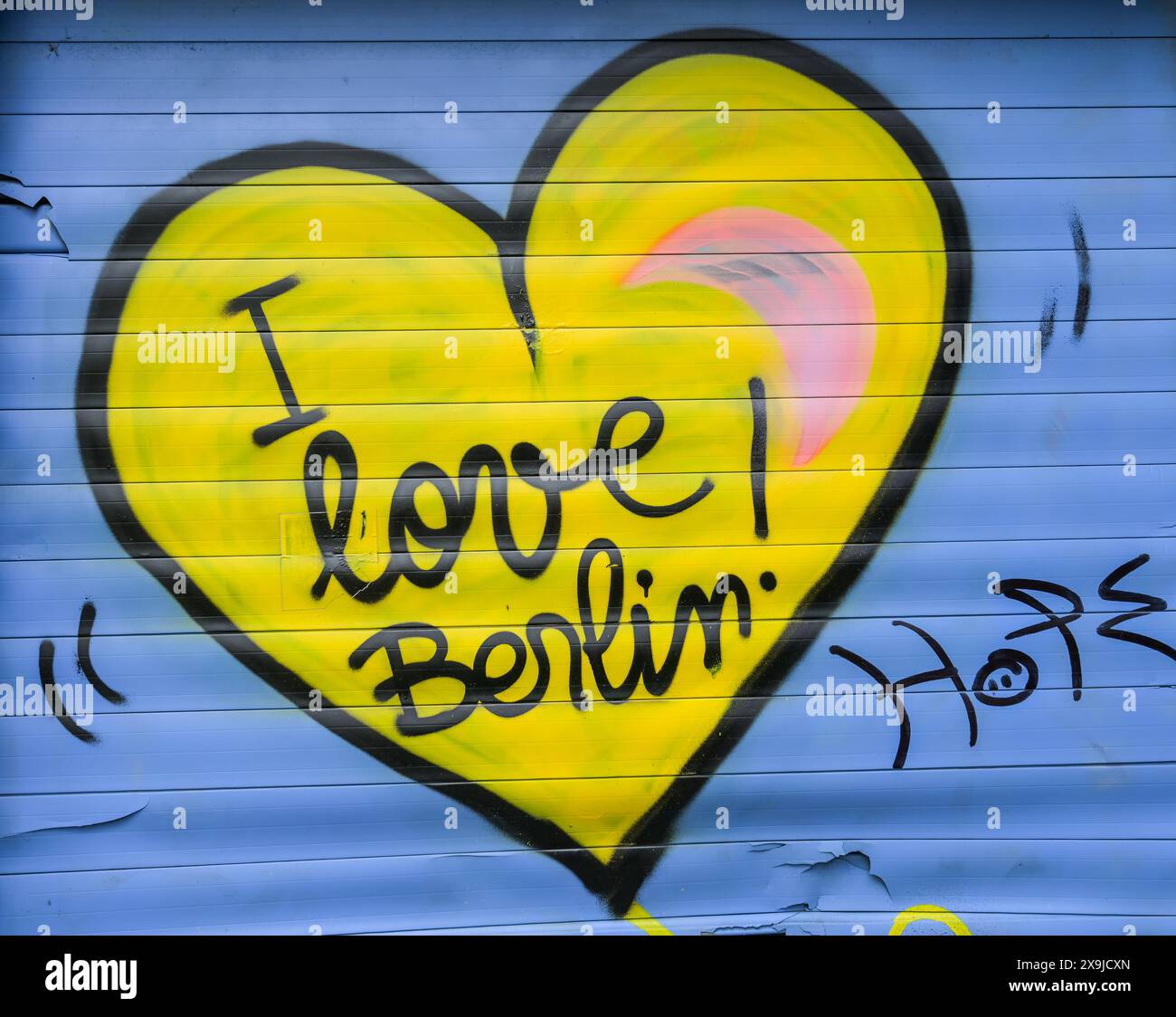 Love berlin graffiti hi-res stock photography and images - Alamy