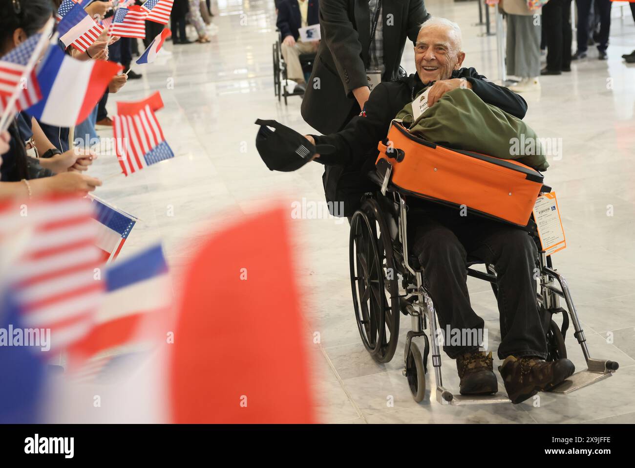 American D-Day veteran Anthony Pagano arrives at Charles de Gaulle ...