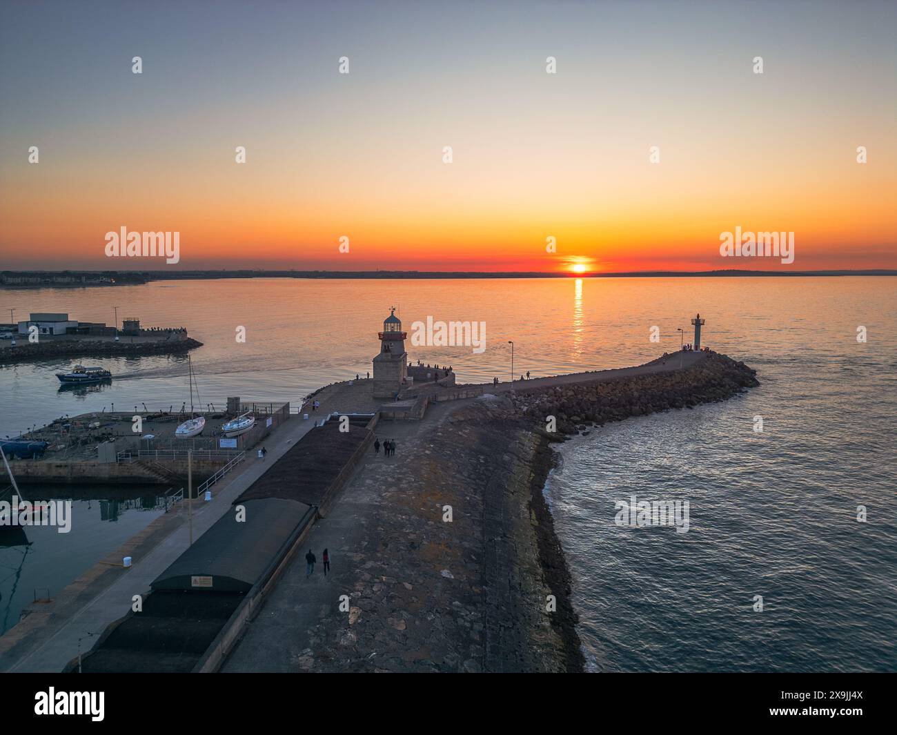 Howth east pier hi-res stock photography and images - Alamy