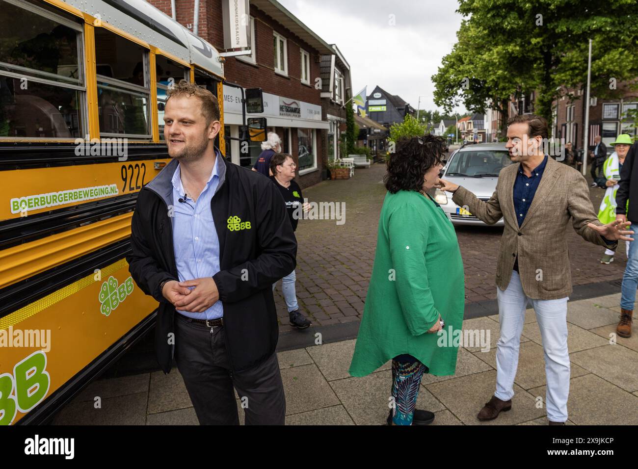 HOLTEN - List leader Sander Smit, Caroline van der Plas of BBB meet ...