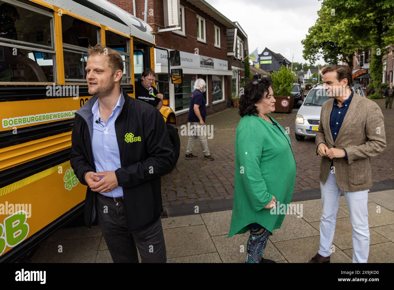HOLTEN - List leader Sander Smit, Caroline van der Plas of BBB meet ...