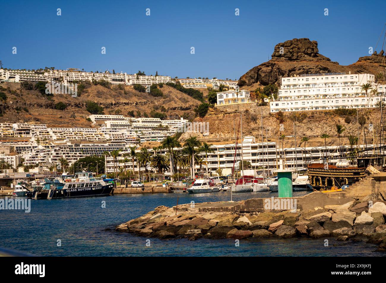 Puerto Rico, Gran Canaria, Spain : View of resort town Puerto Rico ...
