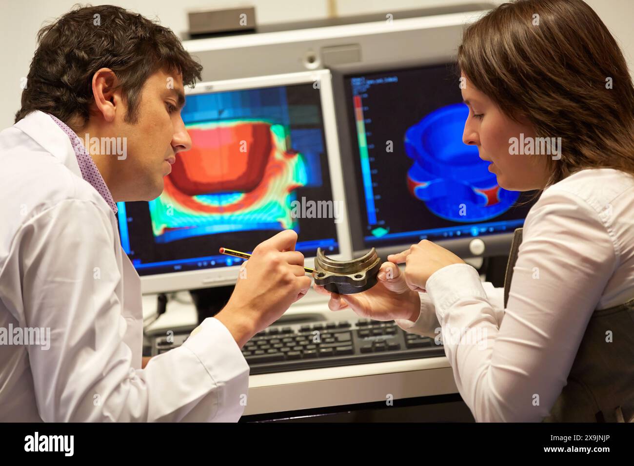 Forging process simulation of bearing outer ring car Industry, Tecnalia ...