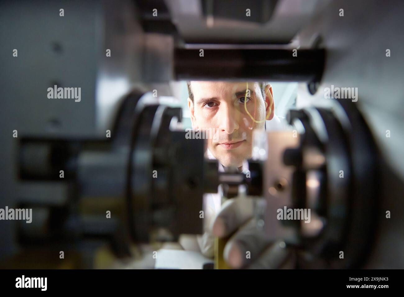 Gleeble hi-res stock photography and images - Alamy