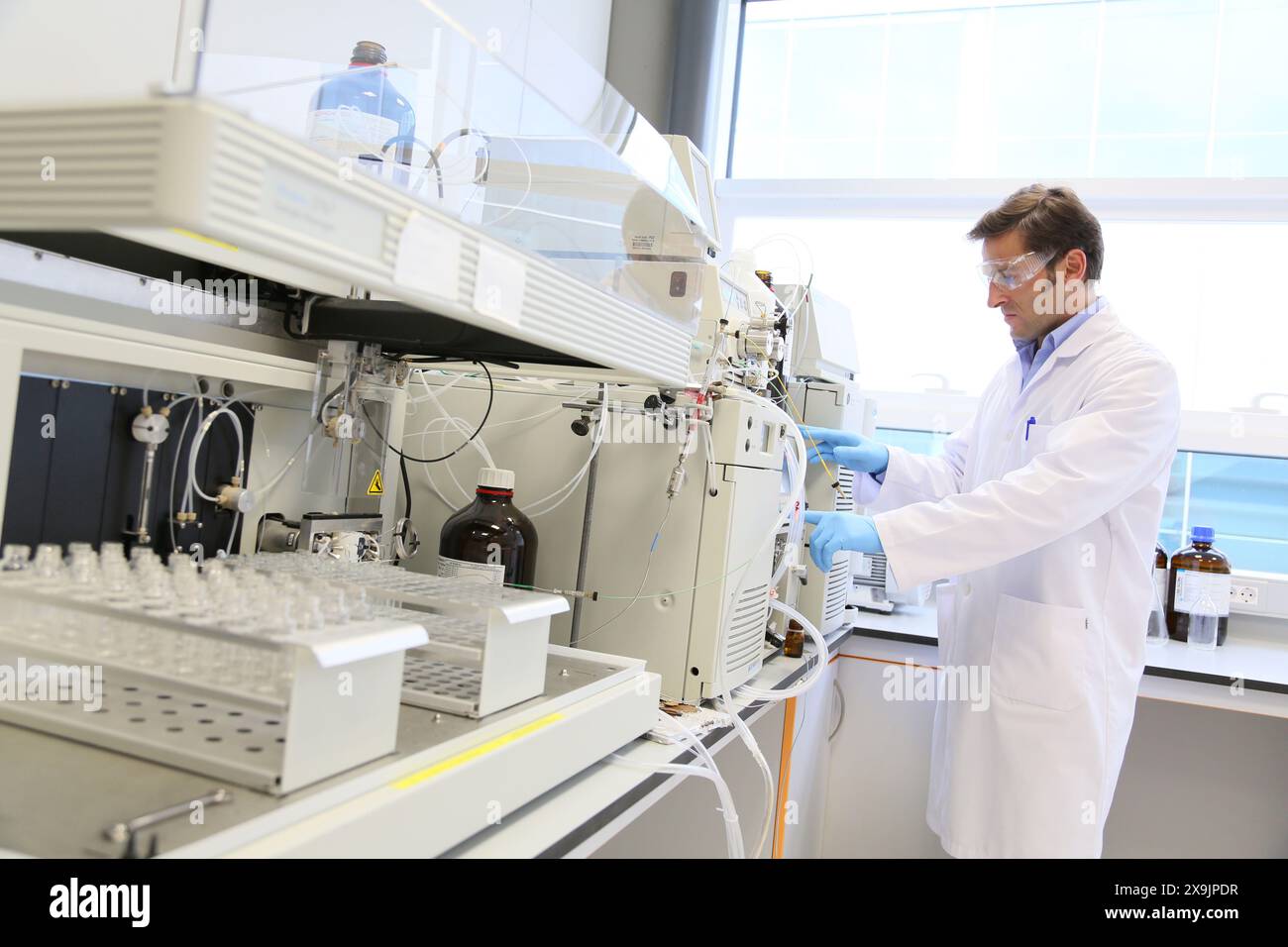 Chromatography Lab Liquid Chromatography–mass Spectrometry