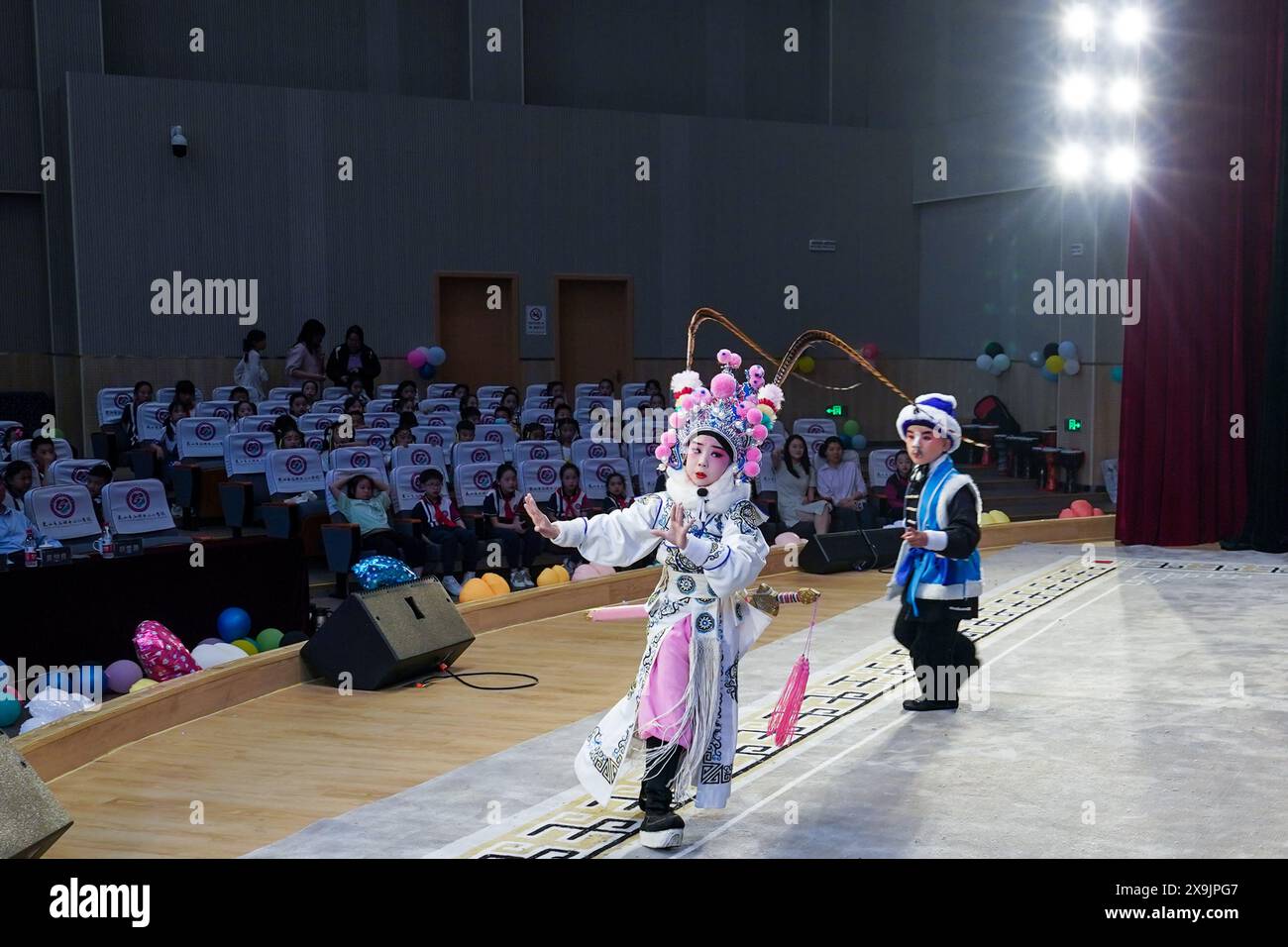 Shipai hi-res stock photography and images - Alamy