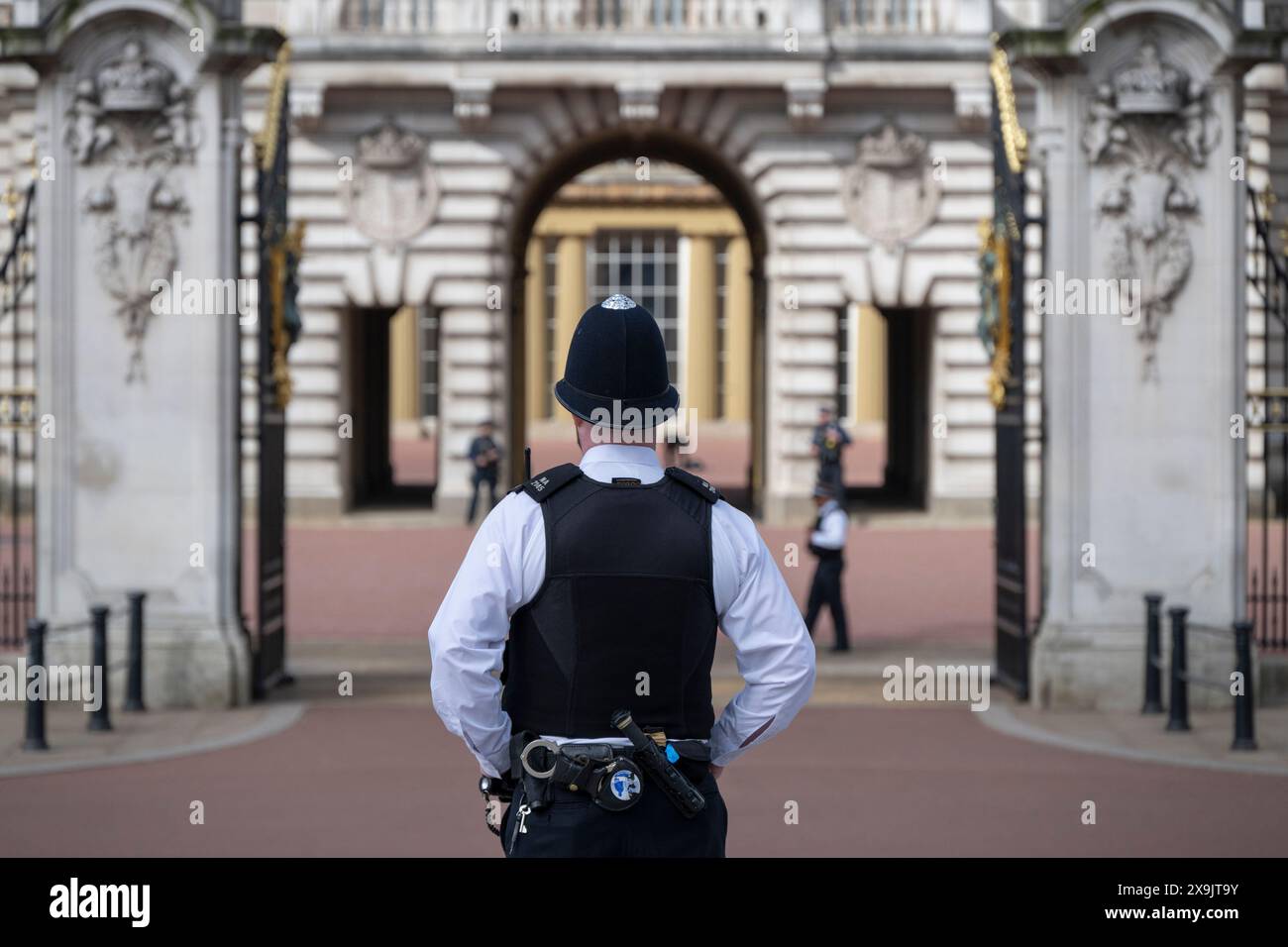 Queen Victoria Memorial, London, UK. 1st June, 2024. The Major General ...