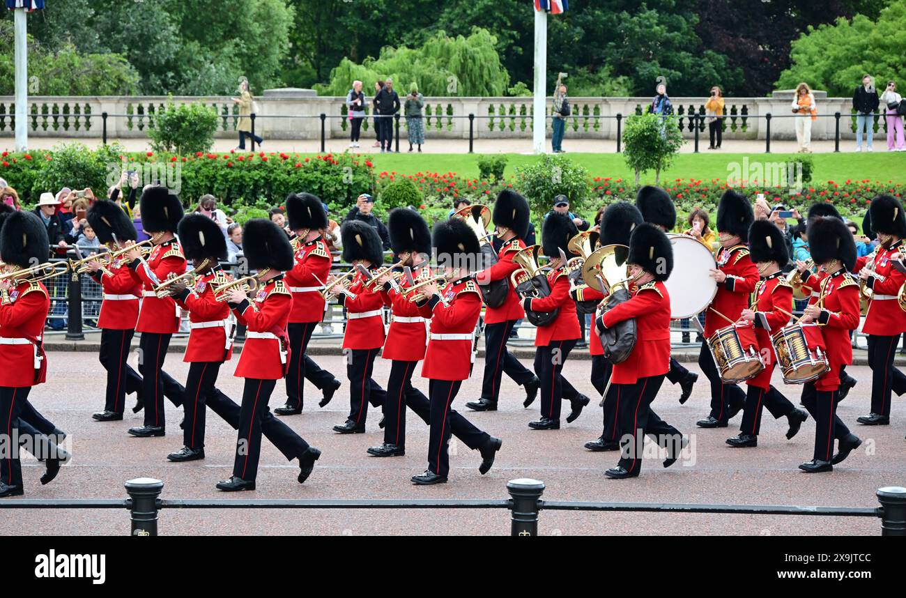 Queen Victoria Memorial, London, UK. 1st June, 2024. The Major General ...