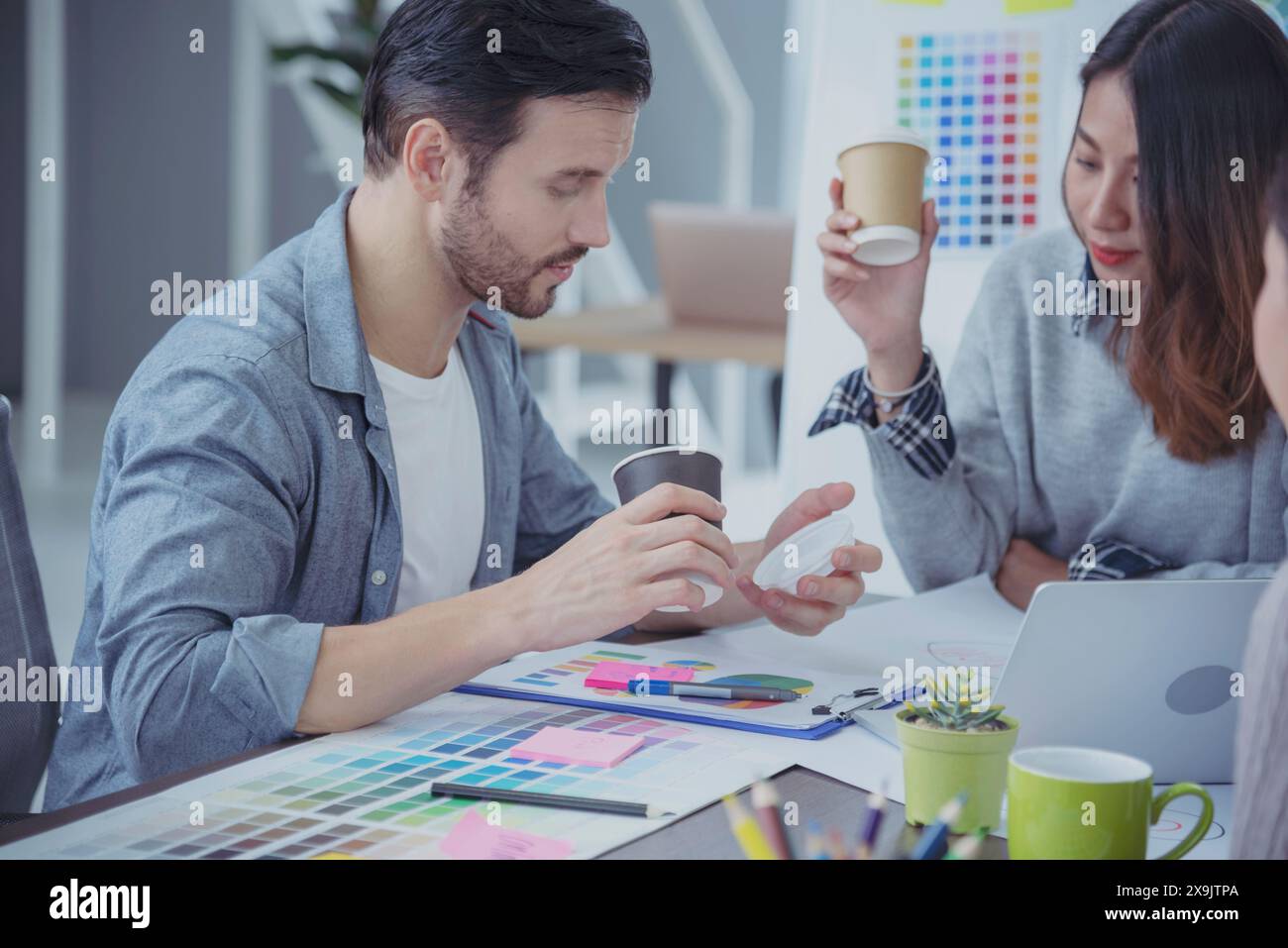 Diversity Creative Design Collaboration Team Meeting Communication with ...