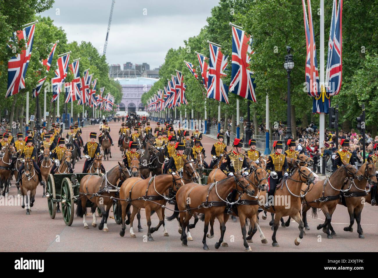 Queen Victoria Memorial, London, UK. 1st June, 2024. The Major General ...