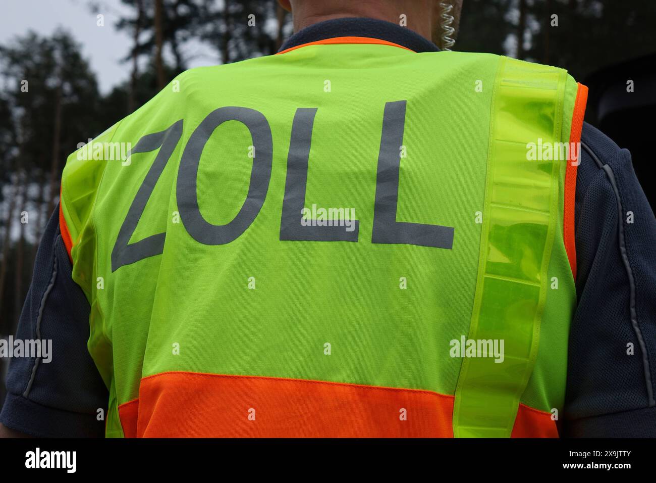 Zollnerinnen hi-res stock photography and images - Alamy