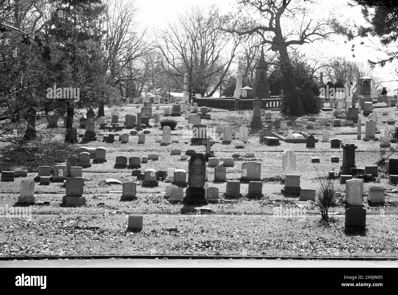 Cemetery usa monument Black and White Stock Photos & Images - Alamy