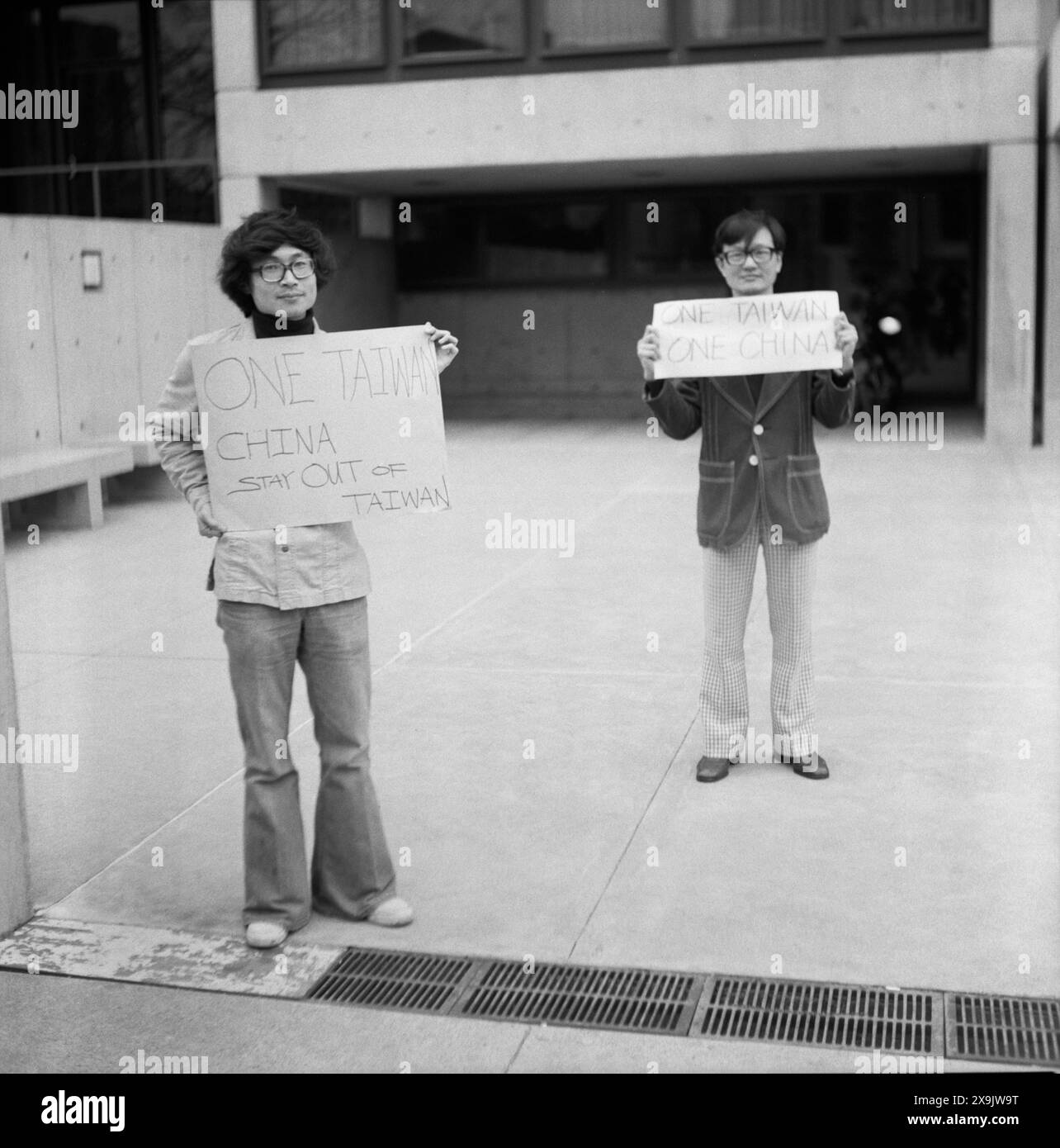 1970s protest america hi-res stock photography and images - Alamy