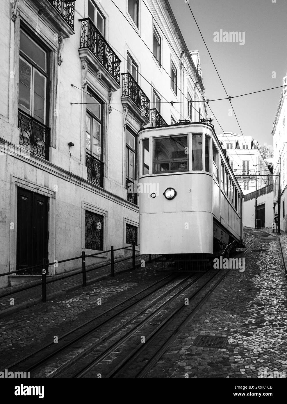 Portugal lissabon lisboa lisbon Black and White Stock Photos & Images ...