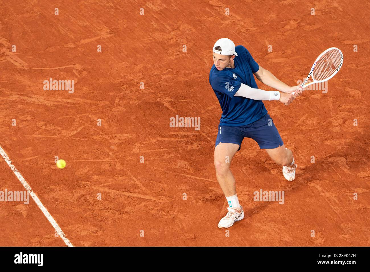 PARIS, FRANCE - JUNE 1: Tallon Griekspoor of the Netherlands during Day 7 of the 2024 French ...