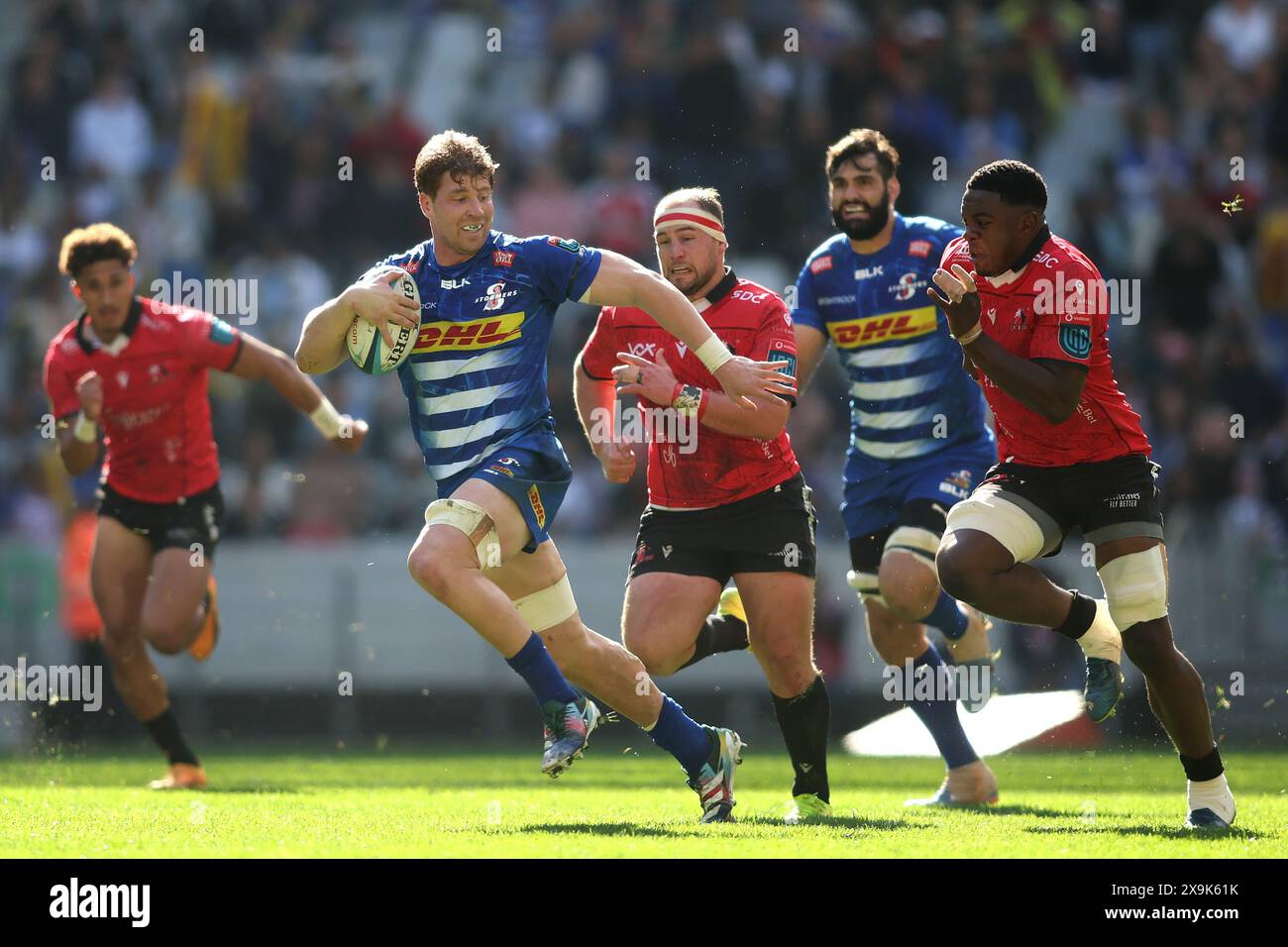 CAPE TOWN, SOUTH AFRICA - JUNE 01: Evan Roos of DHL Stormers on the ...