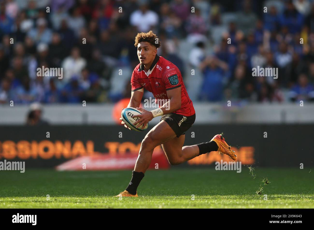 CAPE TOWN, SOUTH AFRICA - JUNE 01: Jordan Hendrikse of Emirates Lions ...