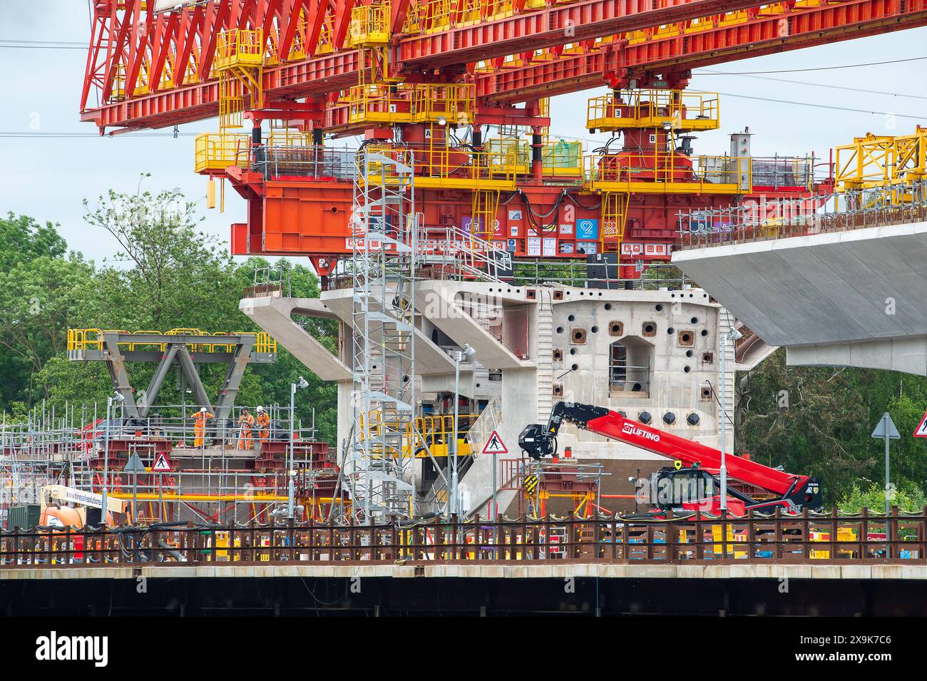 Harefield, UK. 1st June, 2024. HS2 are continuing work on the High Speed Rail 2 Colne Valley ...