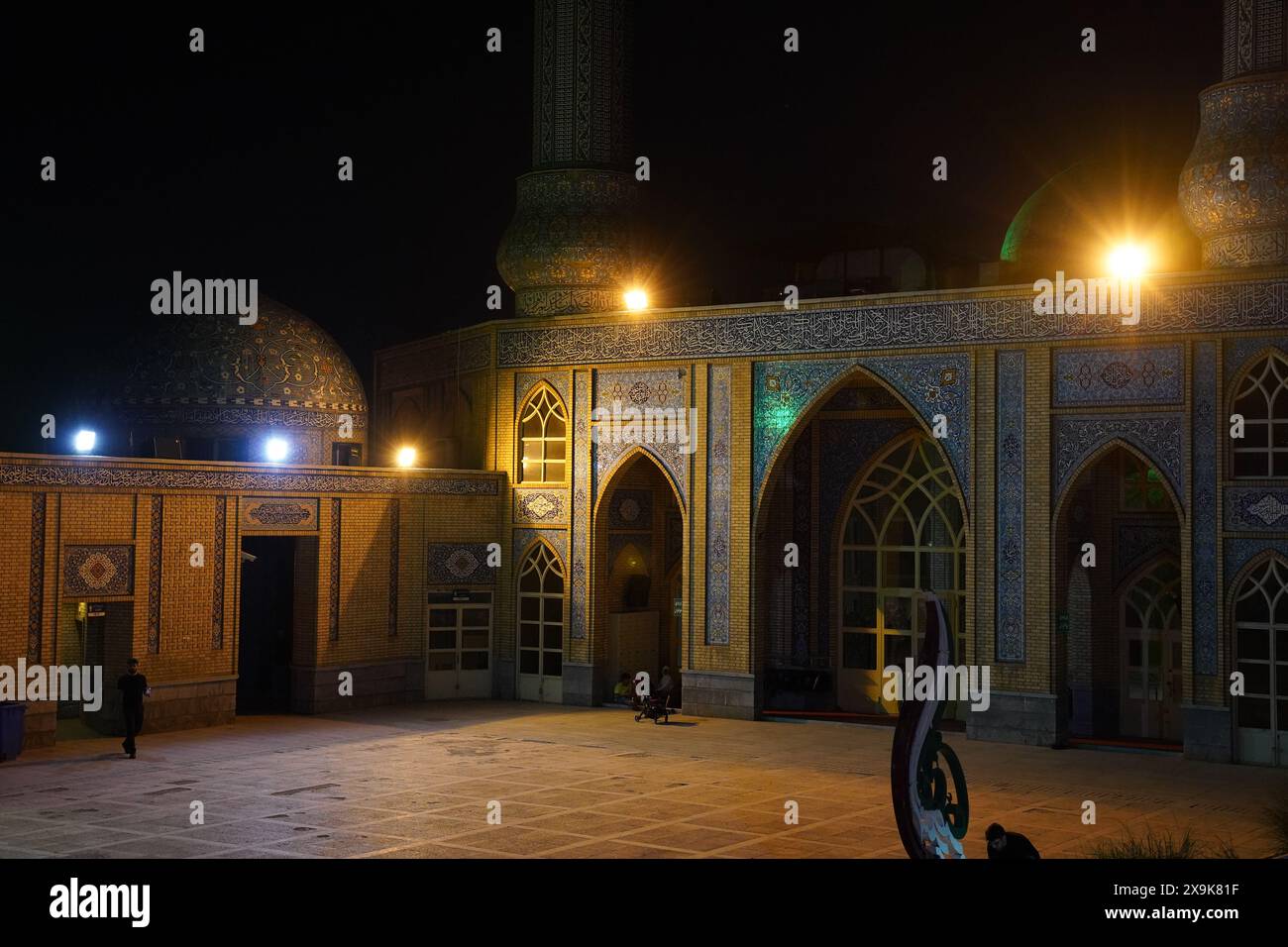 Khorramshahr mosque hi-res stock photography and images - Alamy