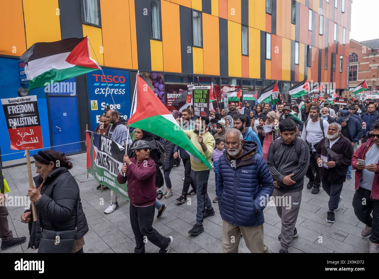 London, UK. 1 June 2024. The march reaches Barkinig Town Hall. Over a ...