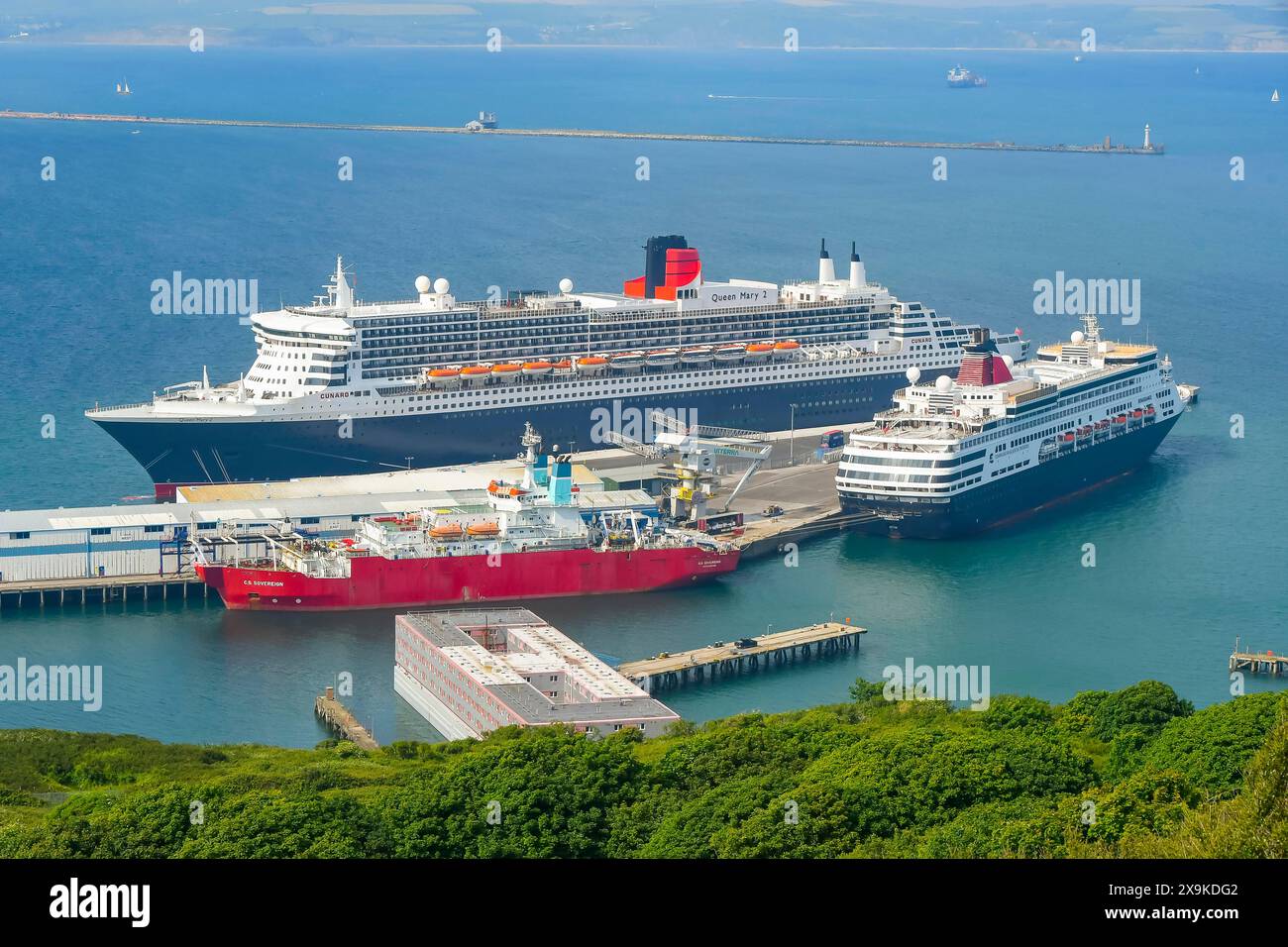 Portland Port, Dorset, UK. 1st June 2024. UK Weather. The Cunard cruise ...