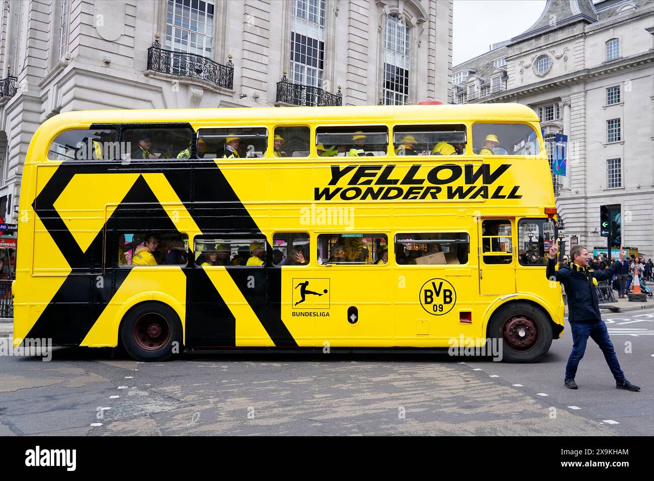 London, UK. 01st June, 2024. Borussia Dortmund fans bus during the UEFA ...