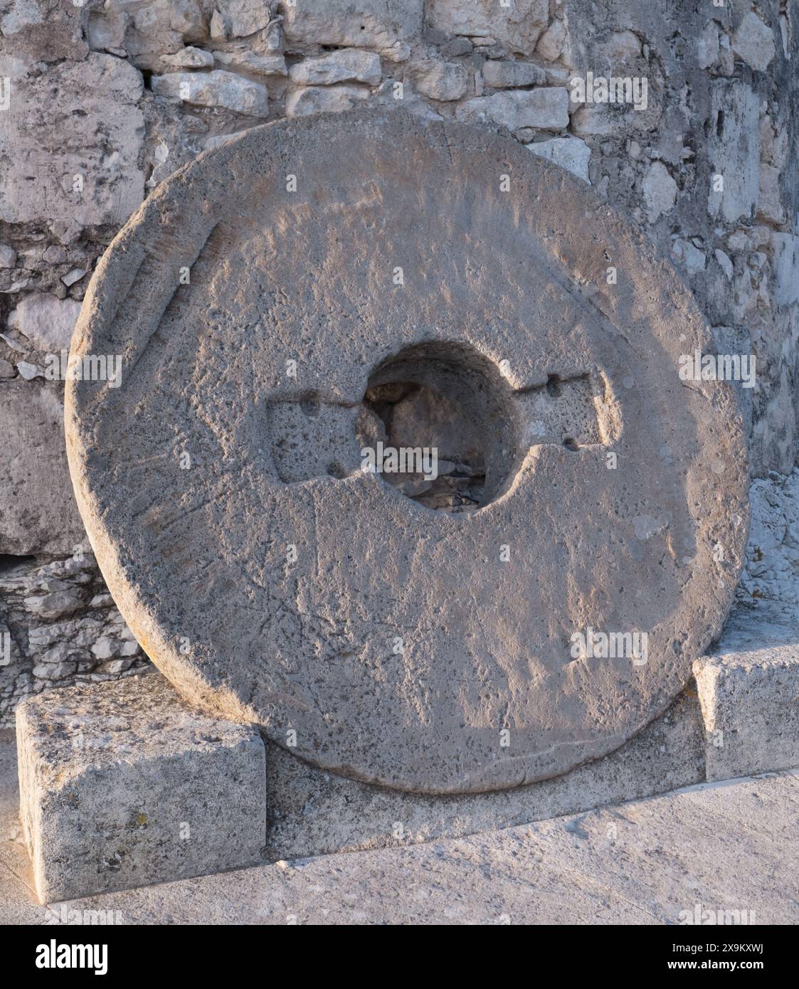 Millstone display hi-res stock photography and images - Alamy