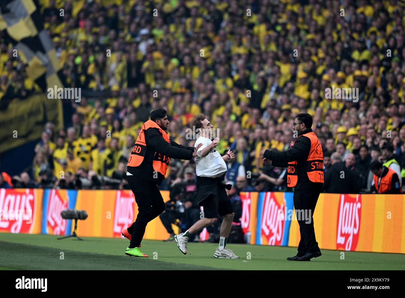 London, UK. 01st June, 2024. Soccer: Champions League, Borussia Dortmund - Real Madrid, Final ...