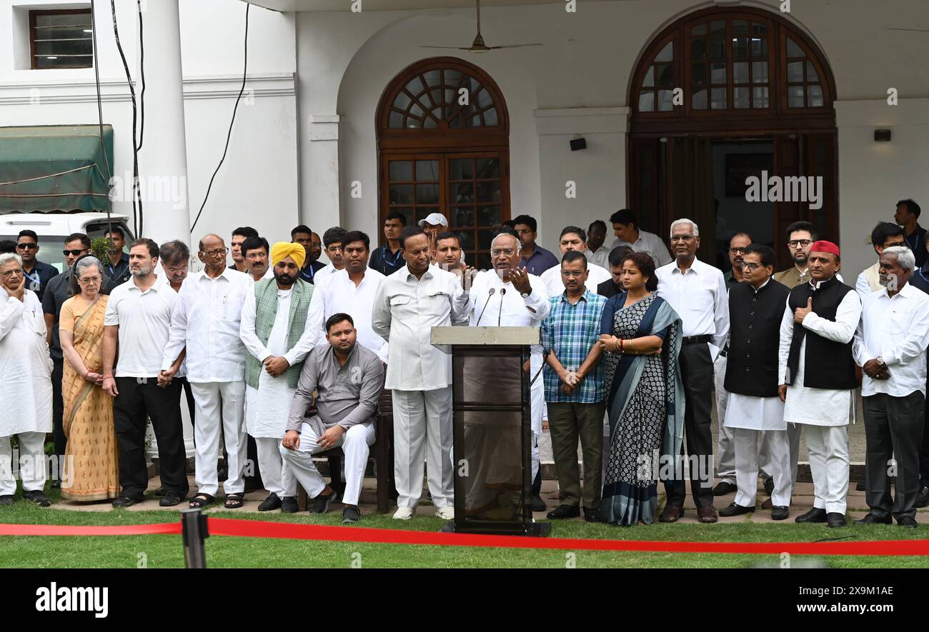 NEW DELHI, INDIA - JUNE 1: Congress President Mallikarjun Kharge, the party leaders Sonia Gandhi ...