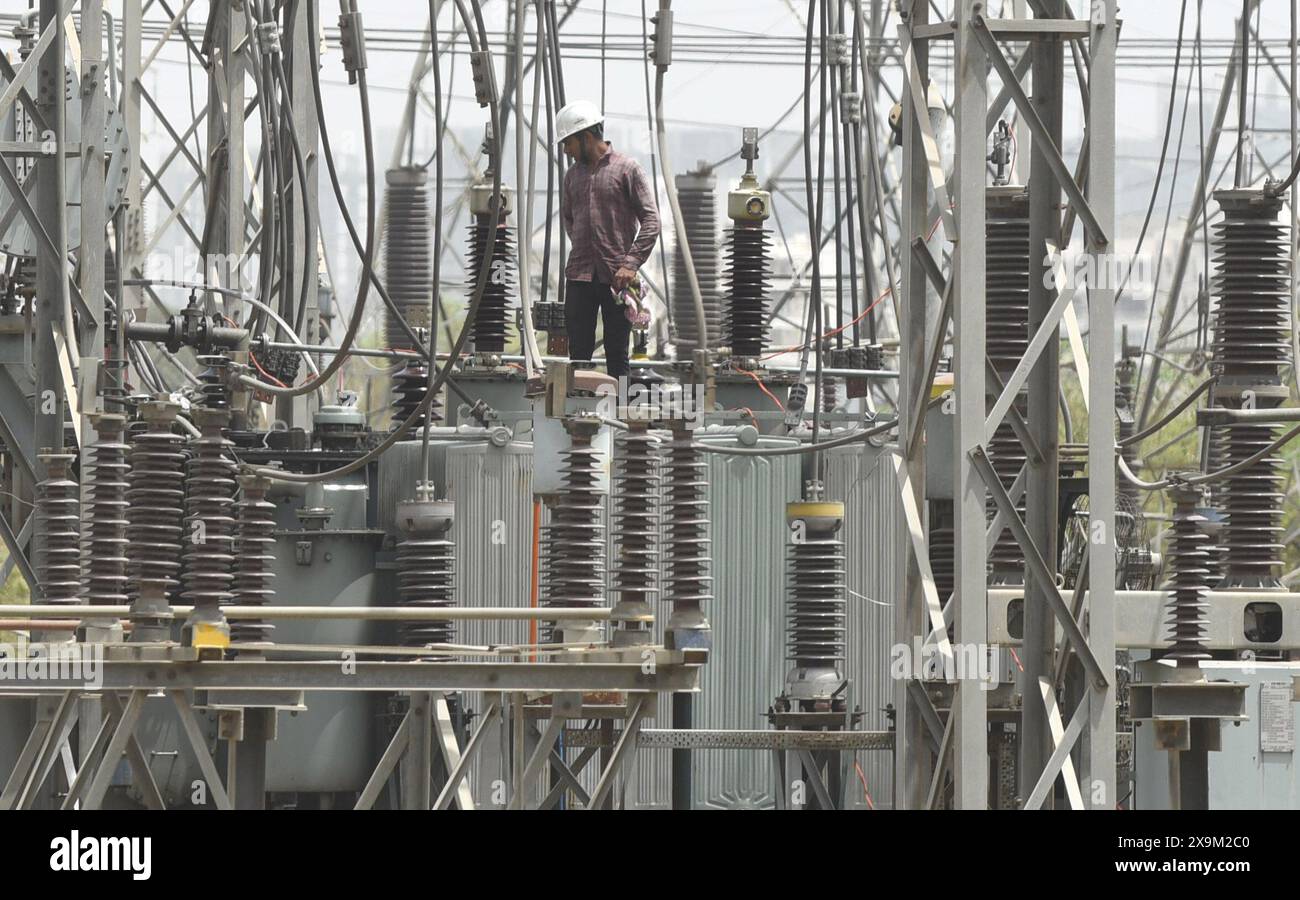 GURUGRAM, INDIA - JUNE 1: An emergency team of DHBVN to investigate the ...
