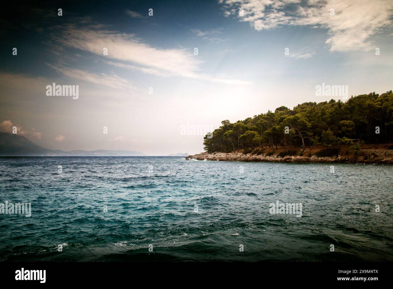 Approach to water hi-res stock photography and images - Alamy