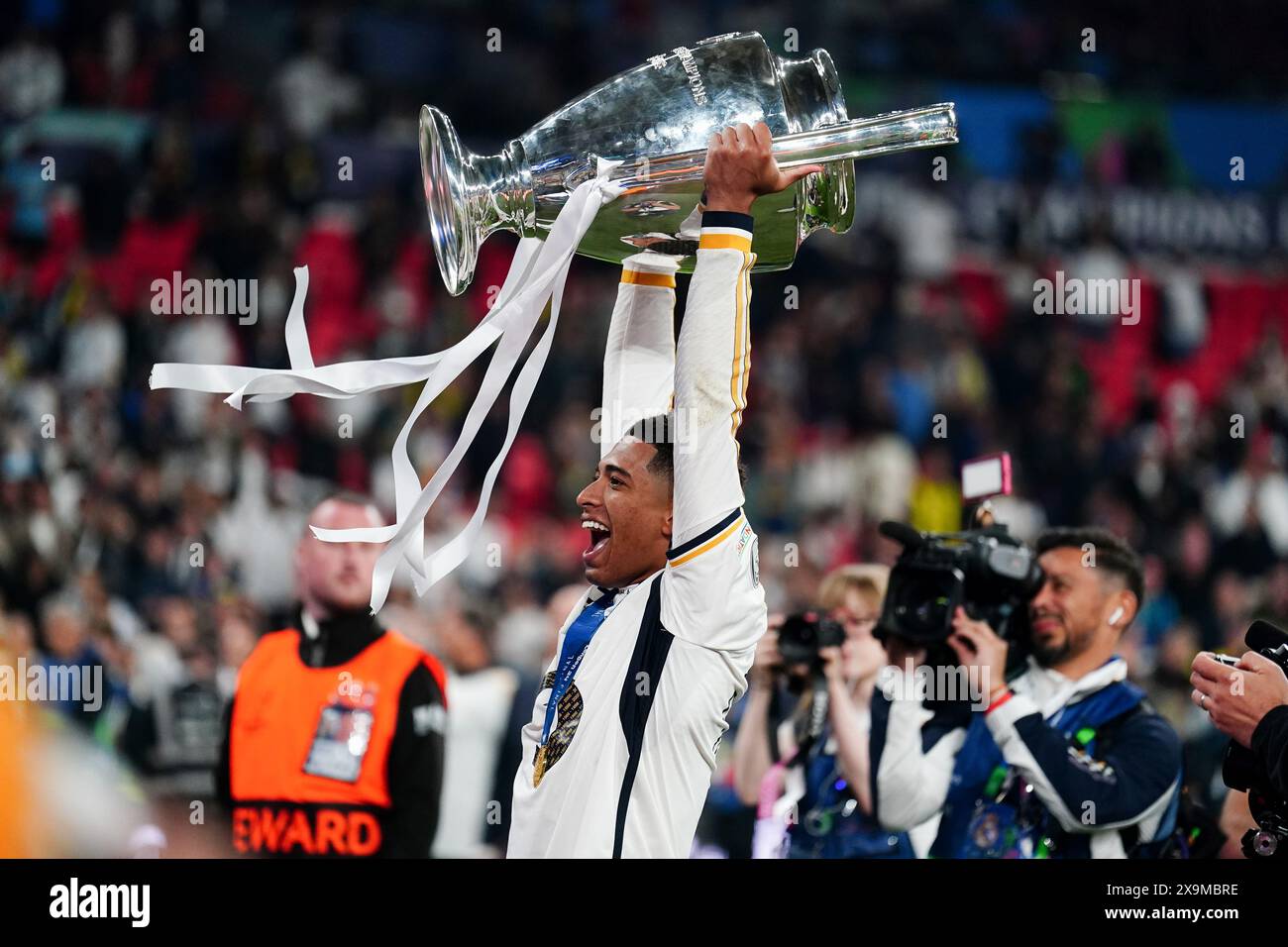 Real Madrid's Jude Bellingham celebrates with the UEFA Champions League ...