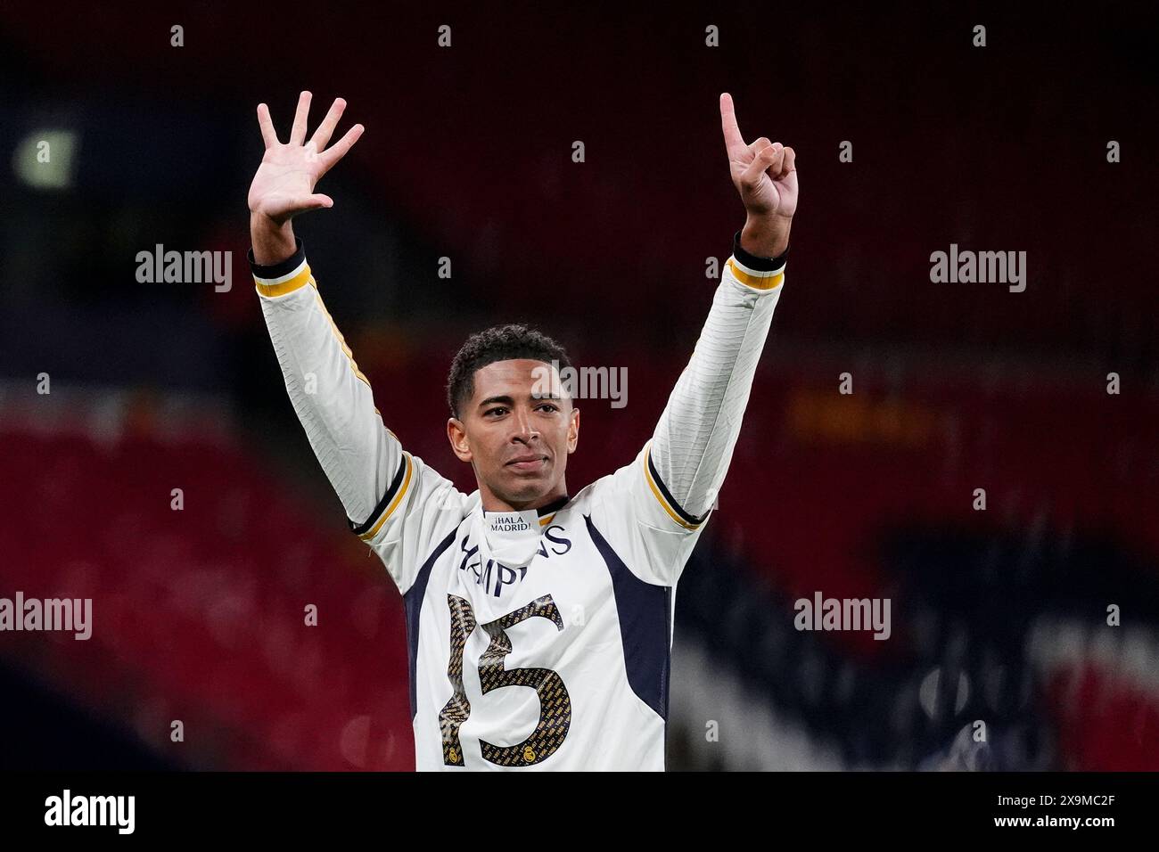 Champions league stadium crowd 2024 hi-res stock photography and images ...