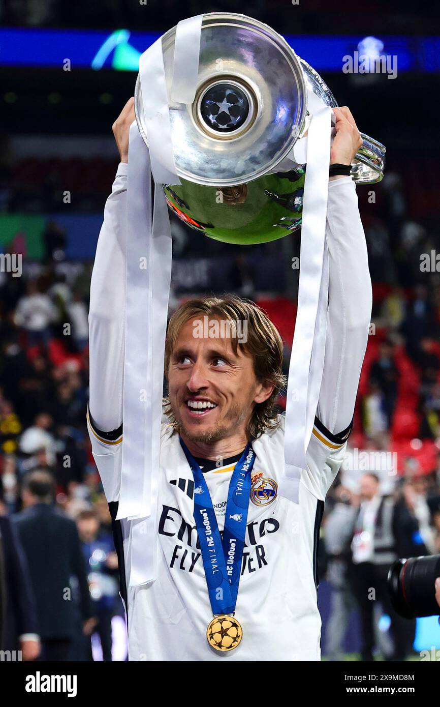 London, UK. 01st June, 2024. Luka Modric of Real Madrid CF lifts the ...