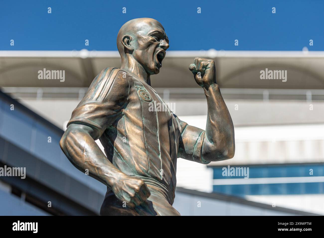 ISTANBUL, TURKEY - JUNE 1, 2024: Statue of Alex De Souza, the legendary ...