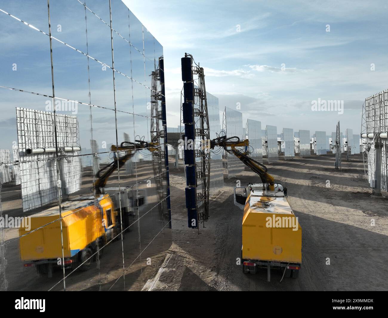 HAIXI, CHINA - JUNE 1, 2024 - Operation and maintenance personnel water ...