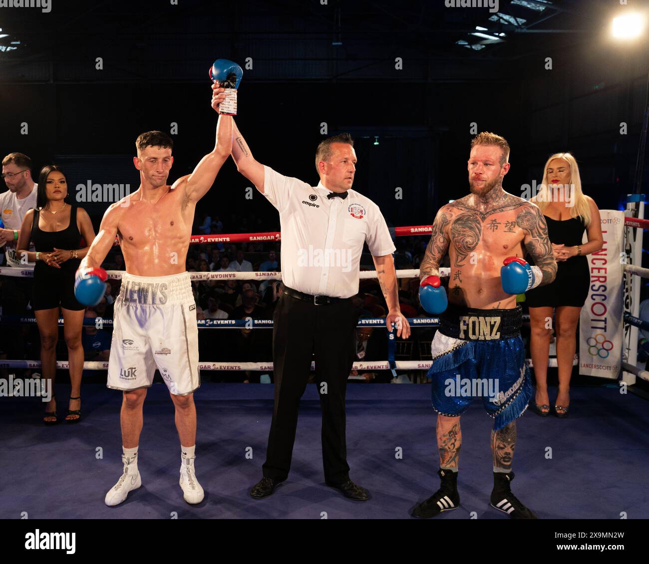 Cardiff, UK. 01st June, 2024. Lewys Parfitt V Fonz Alexander boxing ...