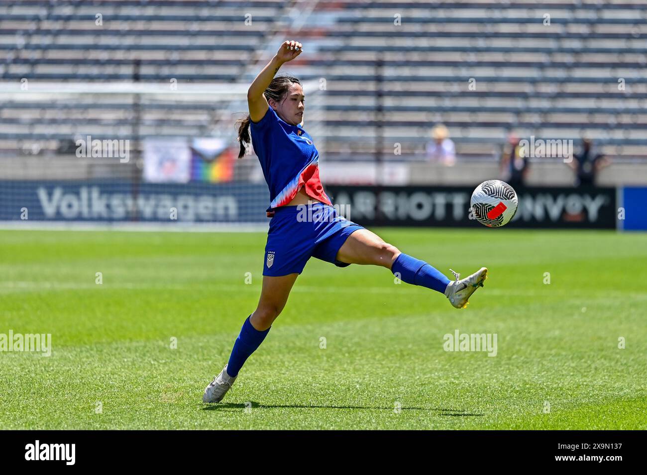 Commerce City, CO, USA. 01st June, 2024. US midfielder, Gracie ...
