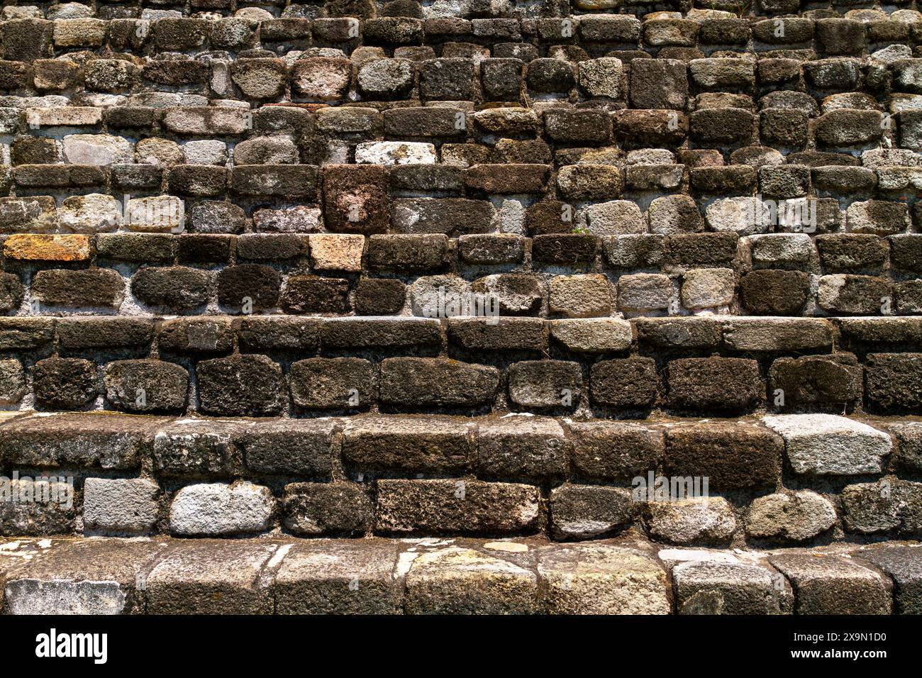 Concrete block pyramid hi-res stock photography and images - Alamy